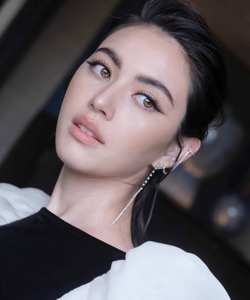 10 Potret Davikah Hoorne, Artis Thailand yang Dapat Julukan Ratu Iklan ...