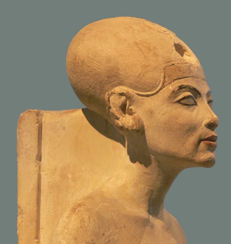 Cleopatra, Ratu Nefertiti Wanita Paling Berpengaruh di Mesir