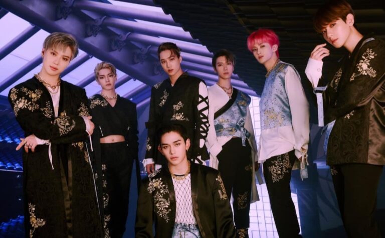 10 Idol KPop yang Tampil Memukau Kala Kenakan Hanbok - Dailysia
