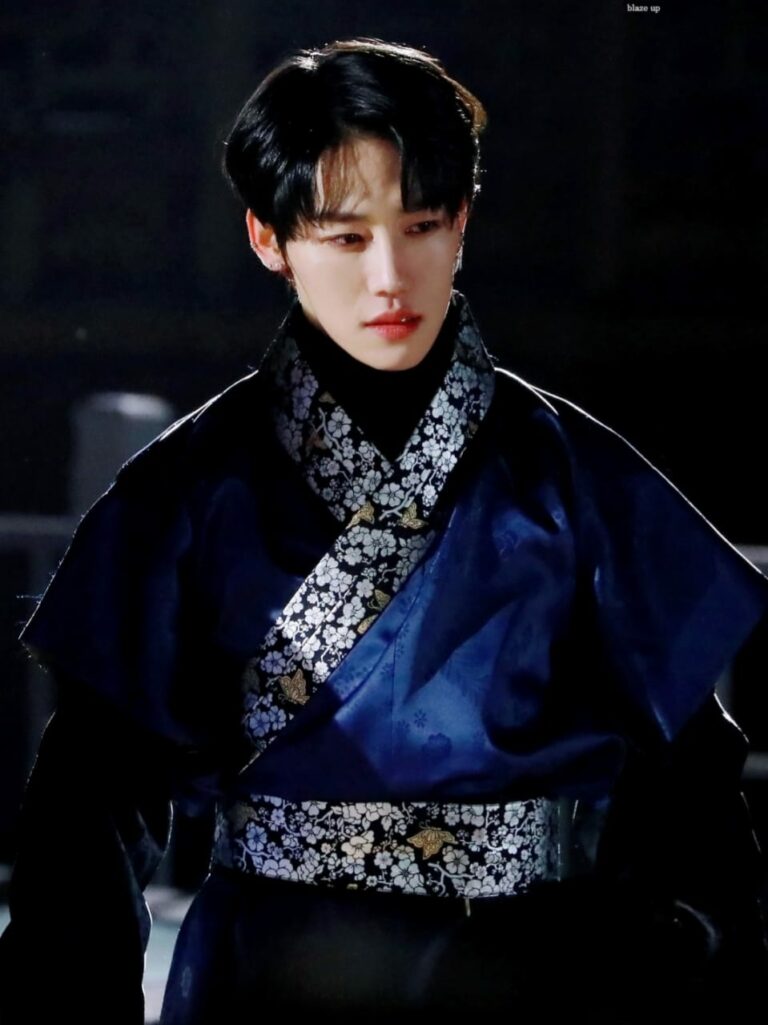 10 Idol KPop yang Tampil Memukau Kala Kenakan Hanbok - Dailysia