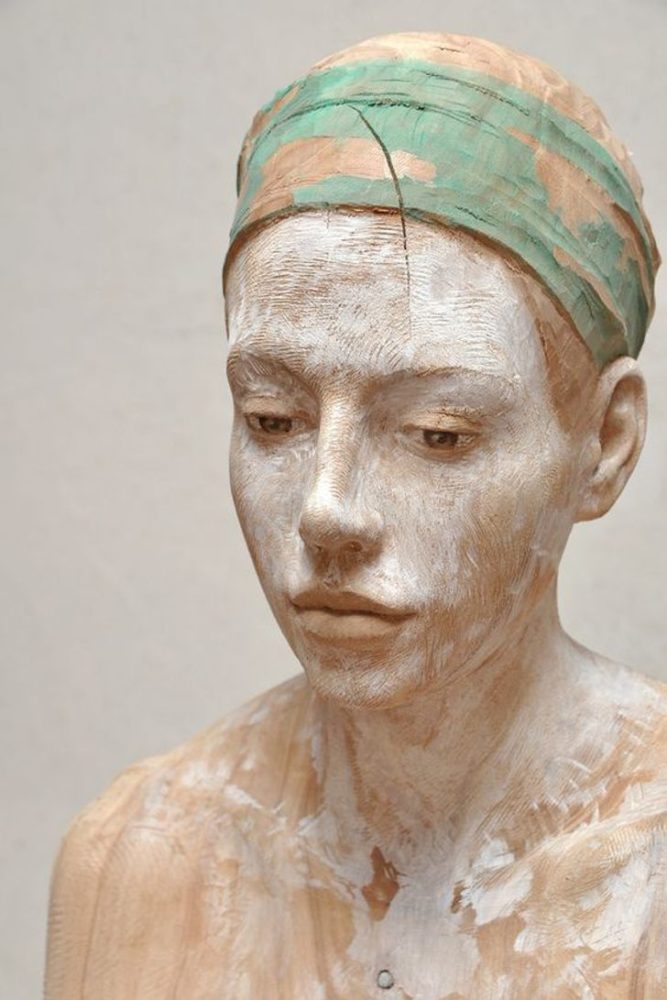 Sering Dikira Beneran, 10 Karya Patung Kayu Ini Tampak Realistik - Dailysia