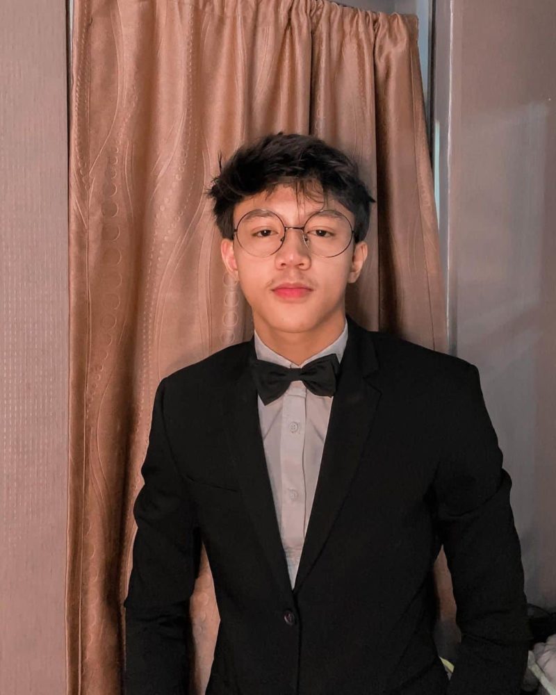 10 Potret Alfa Subagio, Seleb TikTok yang Viral di YouTube karena Video ...