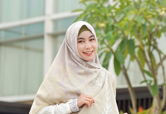 Anisa Rahma - Biodata, Profil, Fakta, Umur, Agama, Suami, Film