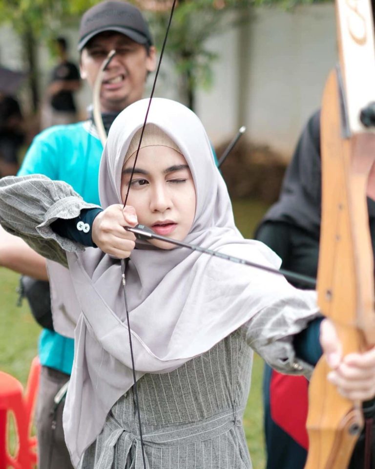 Anisa Rahma - Biodata, Profil, Fakta, Umur, Agama, Suami, Film