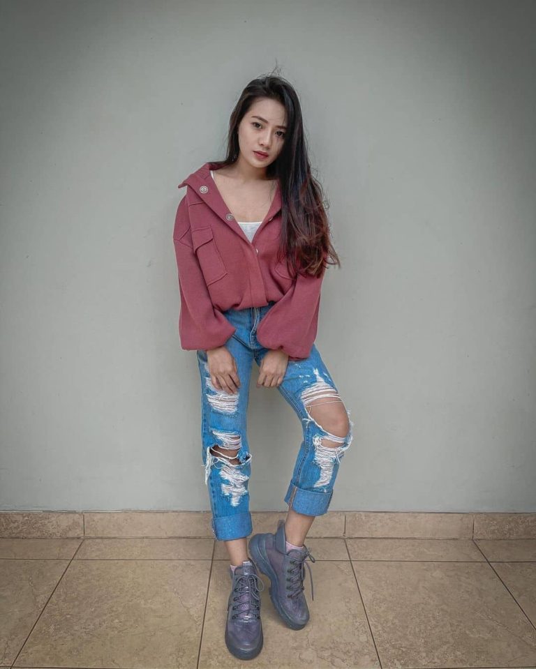 Berlliana Lovell - Biodata, Profil, Fakta, Umur, Agama, Pacar, Karier