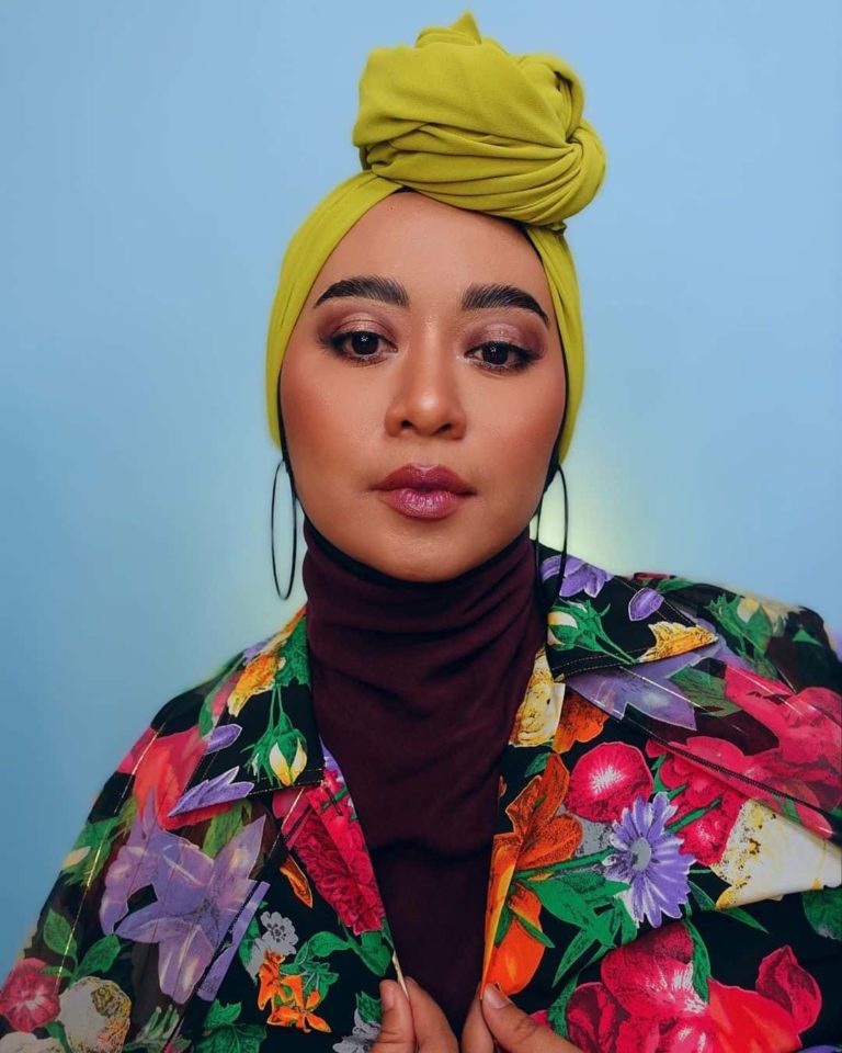 10 Potret Ini Vindy, Beauty Vlogger yang Lucu dengan Logat Medok - Dailysia