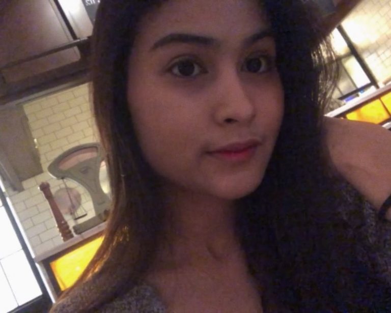 Jarang Terekspos, Ini 10 Pesona Junisya Dwi Putri Anak Aktor Dwi Yan