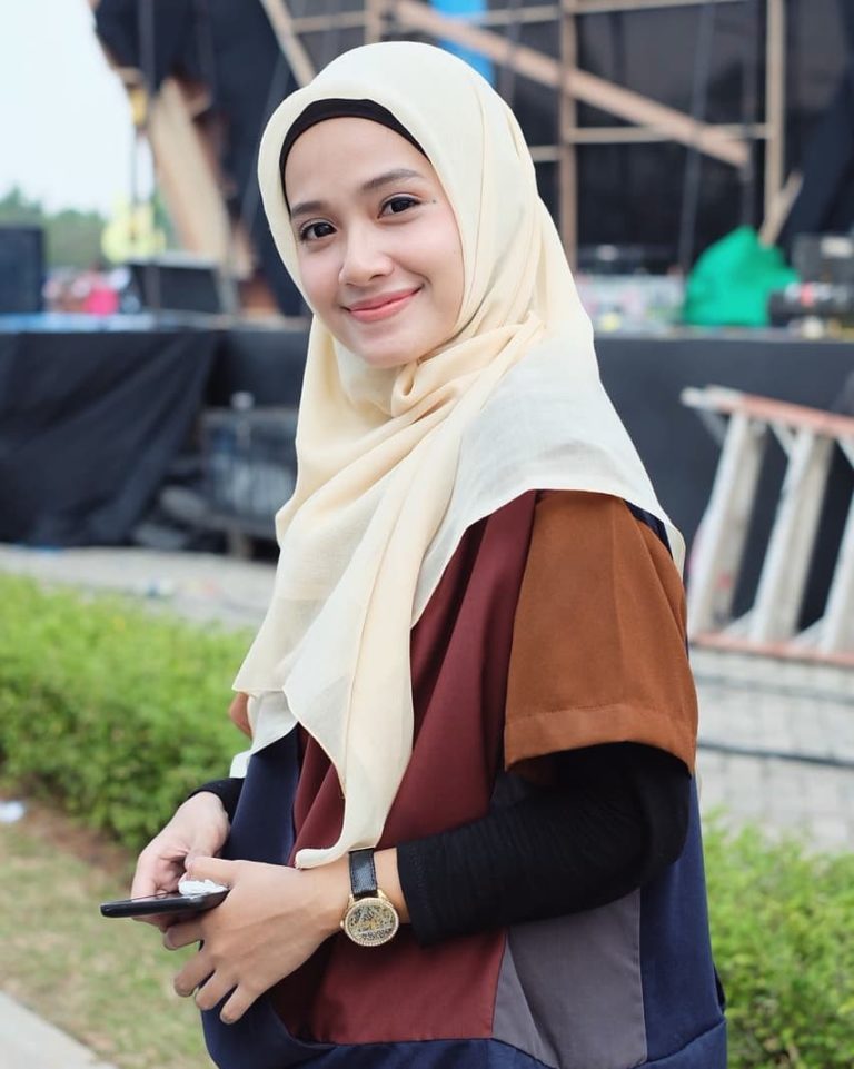 Nahza Soebijakto - Biodata, Profil, Fakta, Umur, Agama, Suami