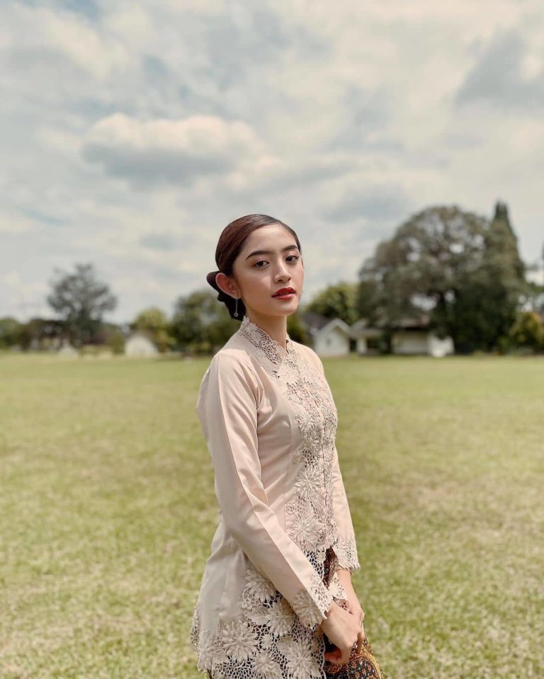 Natalie Zenn - Biodata, Profil, Fakta, Umur, Agama, Pacar, Film