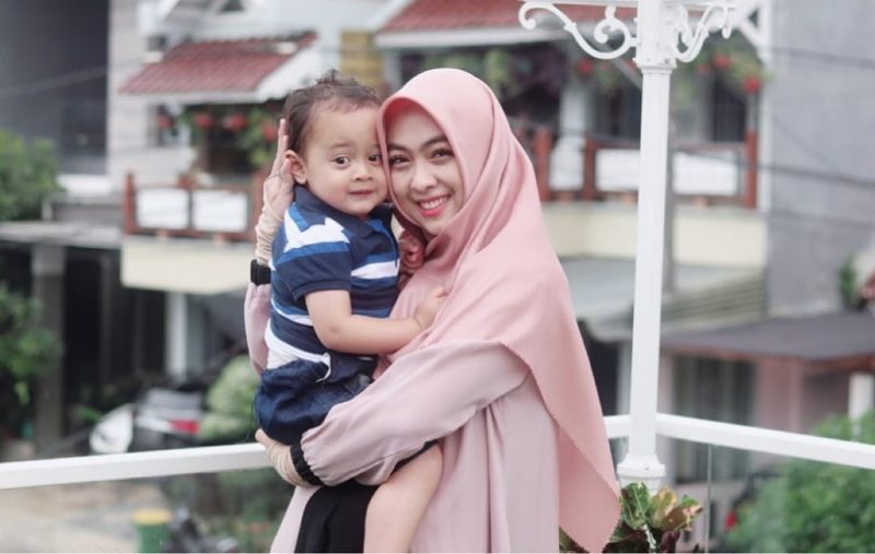 10 Potret Shindy Putri, Kakak Kandung Ria Ricis yang Seorang Dokter - Dailysia