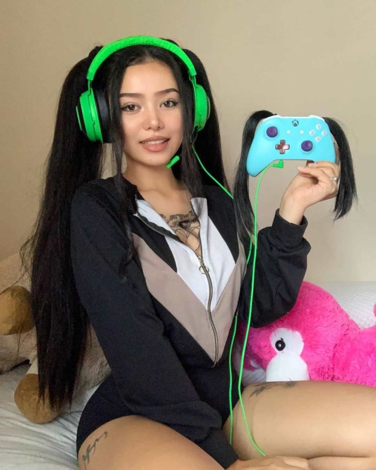 Bella Poarch - Biodata, Profil, Fakta, Umur, Agama, Pacar, Karier