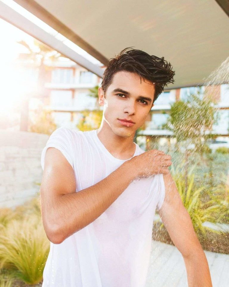 Brent Rivera - Biodata, Profil, Fakta, Umur, Agama, Pacar, Karier