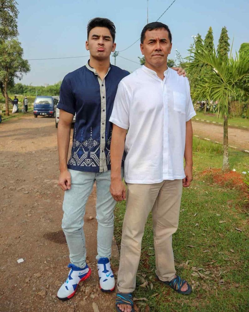 10 Potret Fendy Pradana dan Anaknya yang Jarang Disorot Publik