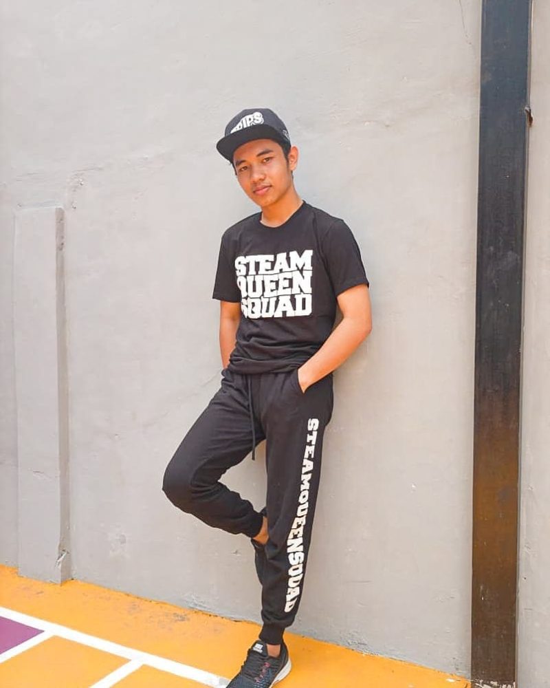 Fiki Naki - Biodata, Profil, Fakta, Umur, Agama, Pacar, Karier