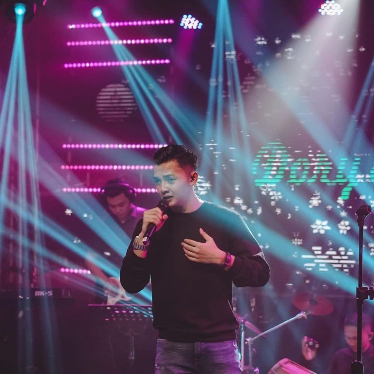 Dory Harsa - Biodata, Profil, Fakta, Umur, Agama, Istri, Karier