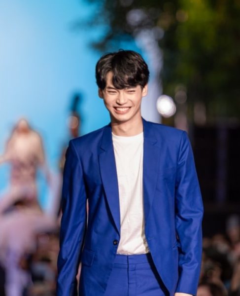 Win Metawin - Biodata, Profil, Fakta, Umur, Agama, Pacar, Karier