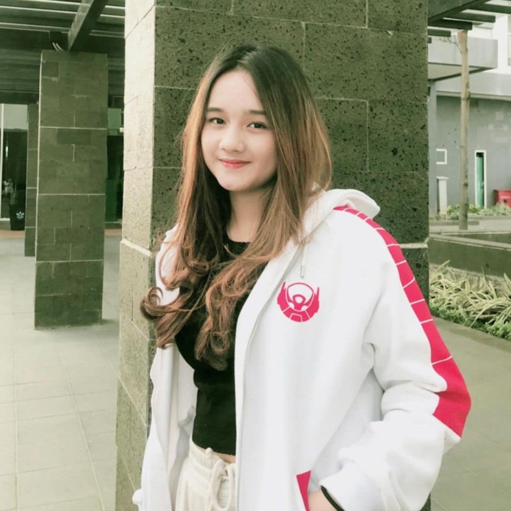 10 Pesona BTR Celo, Pro Player Cantik Flanker Tim Belletron Elite