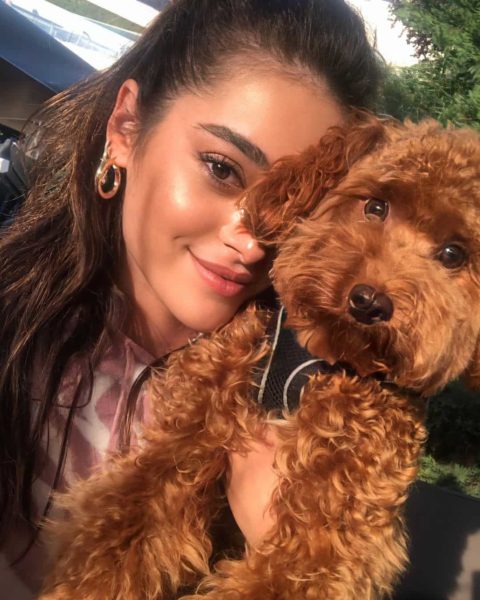 Simay Barlas - Biodata, Profil, Fakta, Agama, Umur, Pacar, Karier