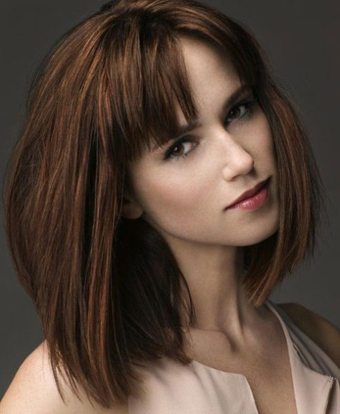 10 Model Rambut Cewek Sebahu, Bikin Wajah Fresh - Dailysia