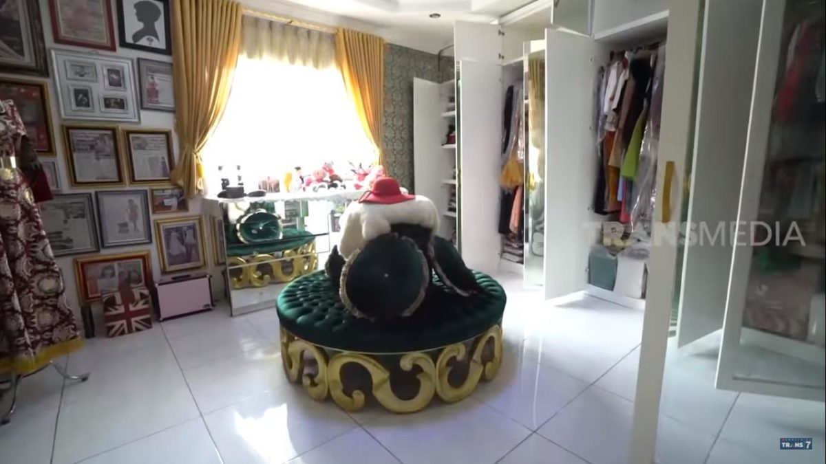 10 Potret Rumah Roro Fitria, Punya Ruang DJ Pribadi - Dailysia