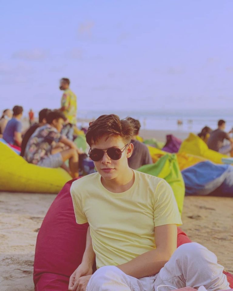 Bryan Andrew - Biodata, Profil, Fakta, Umur, Agama, Pacar, Film