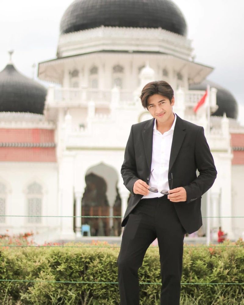 Harris Vriza - Biodata, Profil, Fakta, Umur, Agama, Pacar, Film