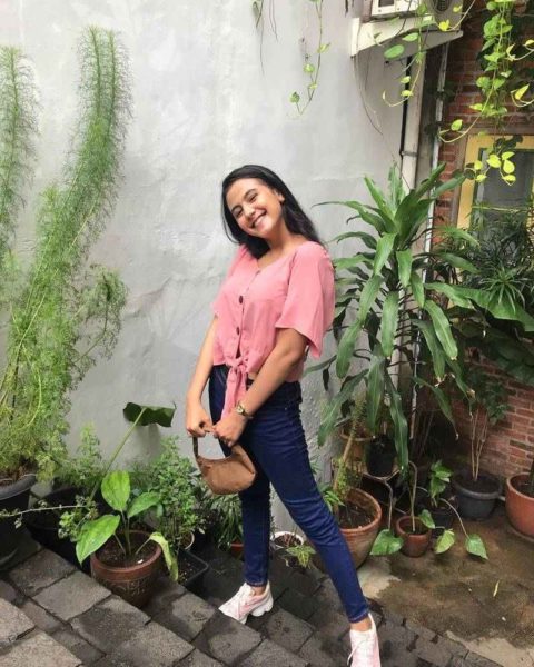 10 Pesona Andi Viola, Aktris Muda Berbakat Main di Rumah Bidadari