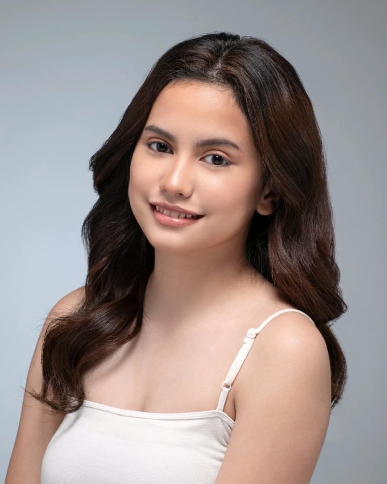 10 Pesona Jessica Shaina, Aktris Pendatang Baru Pemain Kisah Untuk Geri