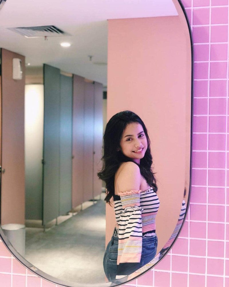 10 Pesona Jessica Shaina, Aktris Pendatang Baru Pemain Kisah Untuk Geri