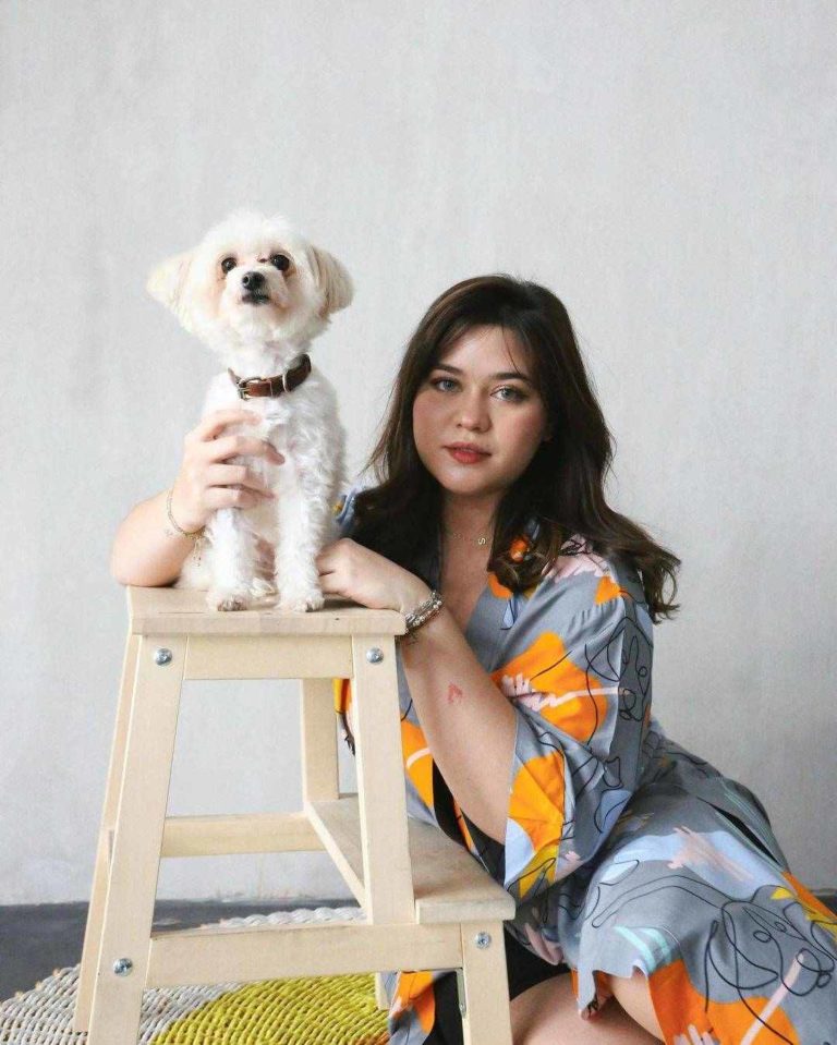 10 Pesona Sarah Ayu, Beauty Vlogger Sukses Jalani Diet - Dailysia