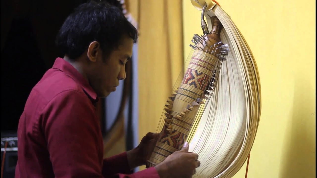 Asal Usul Sasando, Alat Musik Berdawai Asli dari NTT - Dailysia