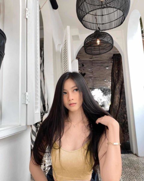 Body Goals, 10 Pesona Yacintha Clarissa Model yang Curi Perhatian