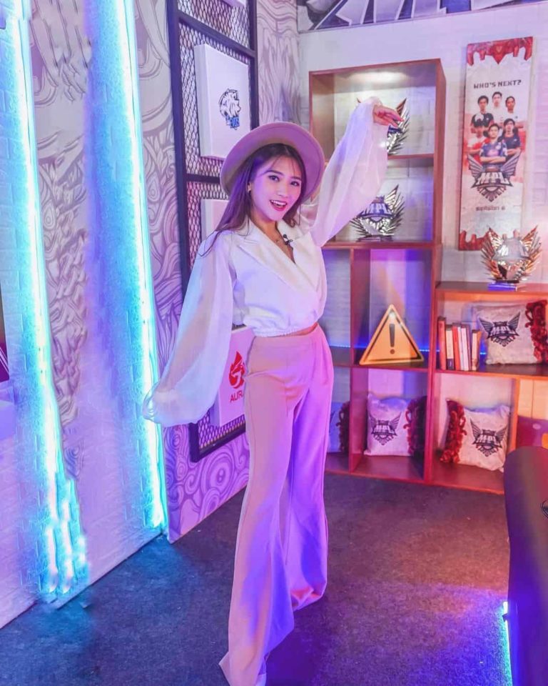 Clara Mongstar - Biodata, Profil, Fakta, Umur, Agama, Pacar, Karier