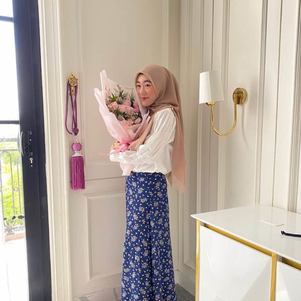 Larissa Chou - Biodata, Profil, Fakta, Umur, Agama, Karier Larissa Chou - Biodata, Profil, Fakta, Umur, Agama, Karier