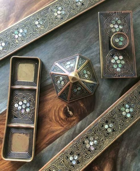 10 Barang Antik yang Berumur Ratusan Tahun, Masih Bisa Dipakai