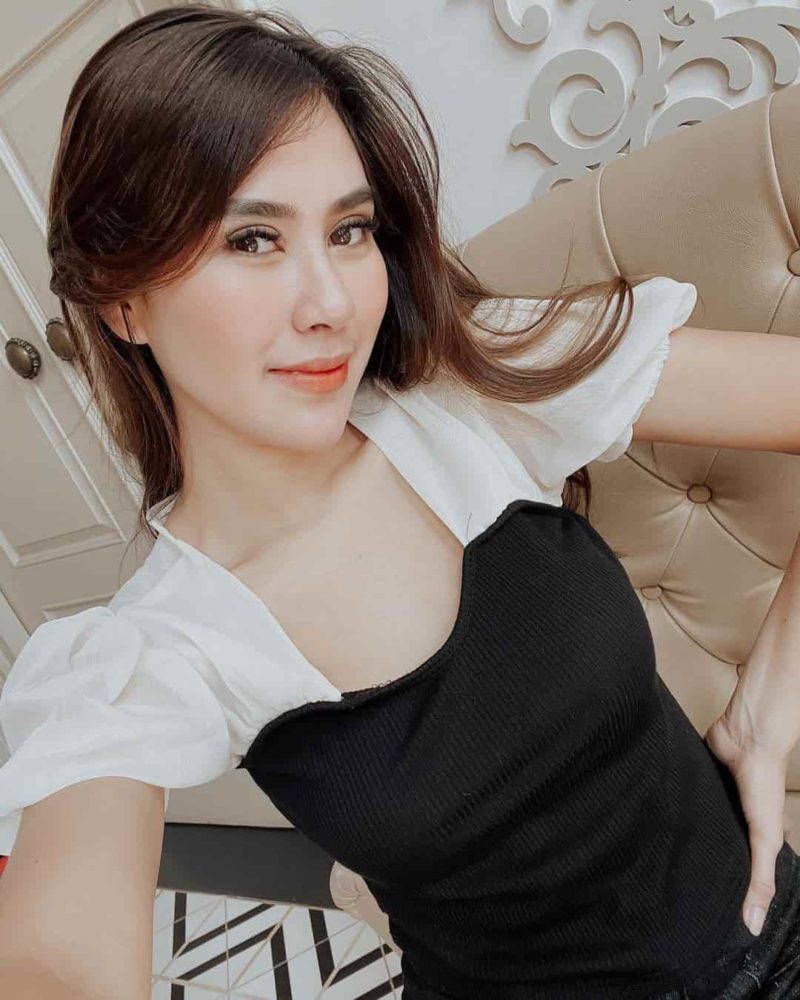 Syahnaz Sadiqah - Biodata, Profil, Fakta, Umur, Agama, Suami