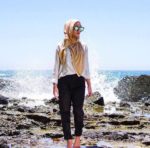 10 OOTD Pantai Simple, Nyaman untuk Liburan - Dailysia