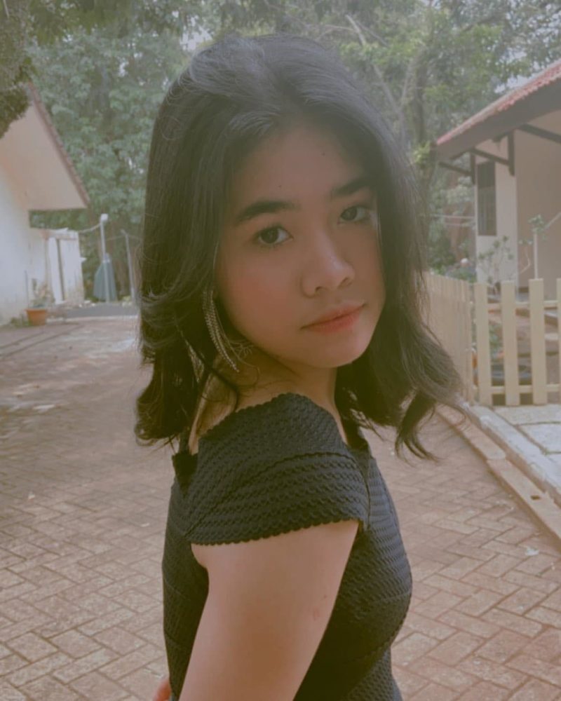 Alifa Lubis - Biodata, Profil, Fakta, Umur, Agama, Pacar, Film