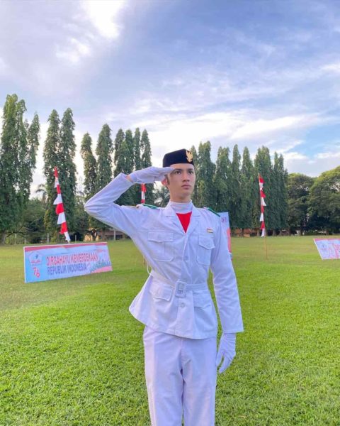 Clay Gribble - Biodata, Profil, Fakta, Umur, Agama, Pacar, Film