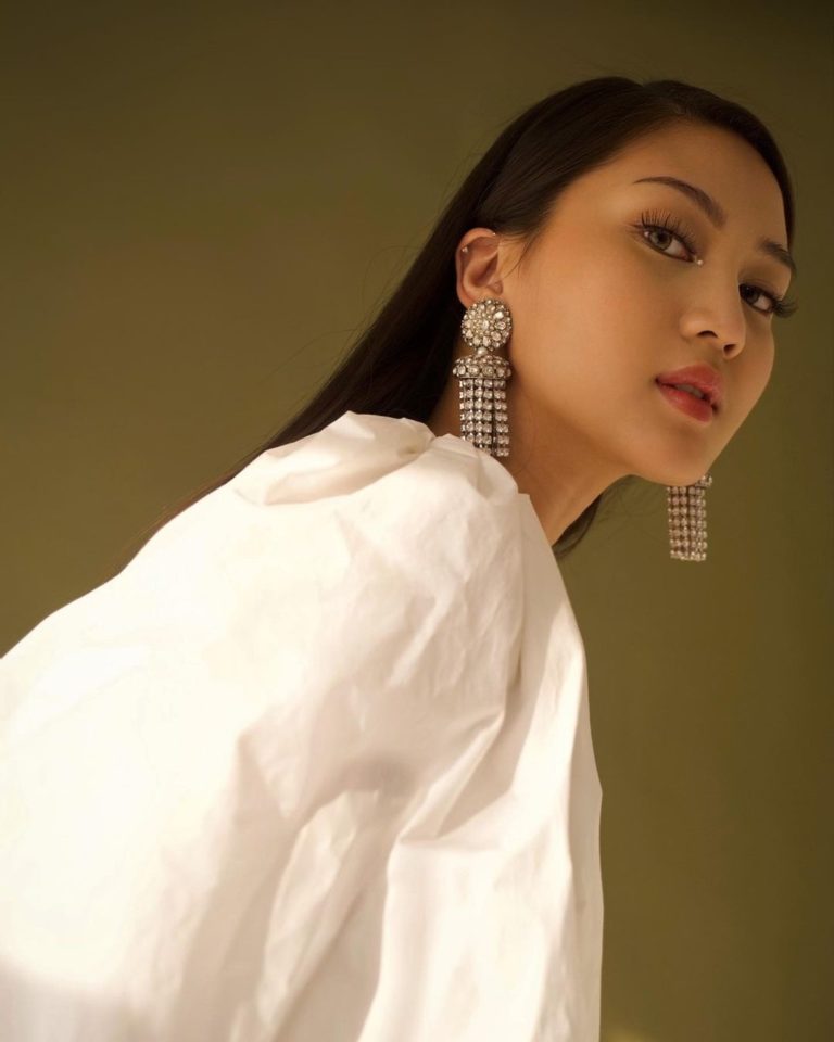 Rachel Theresia - Biodata, Profil, Fakta, Umur, Agama, Suami