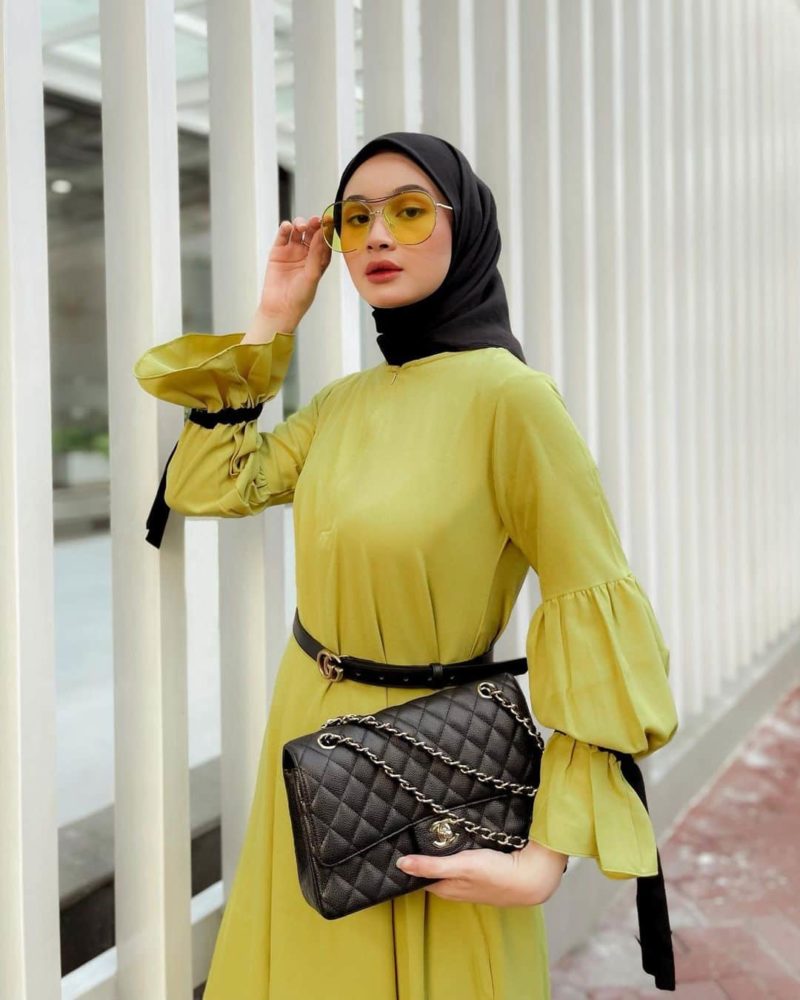 Sabrina Salsabila - Biodata, Profil, Fakta, Umur, Agama, Suami