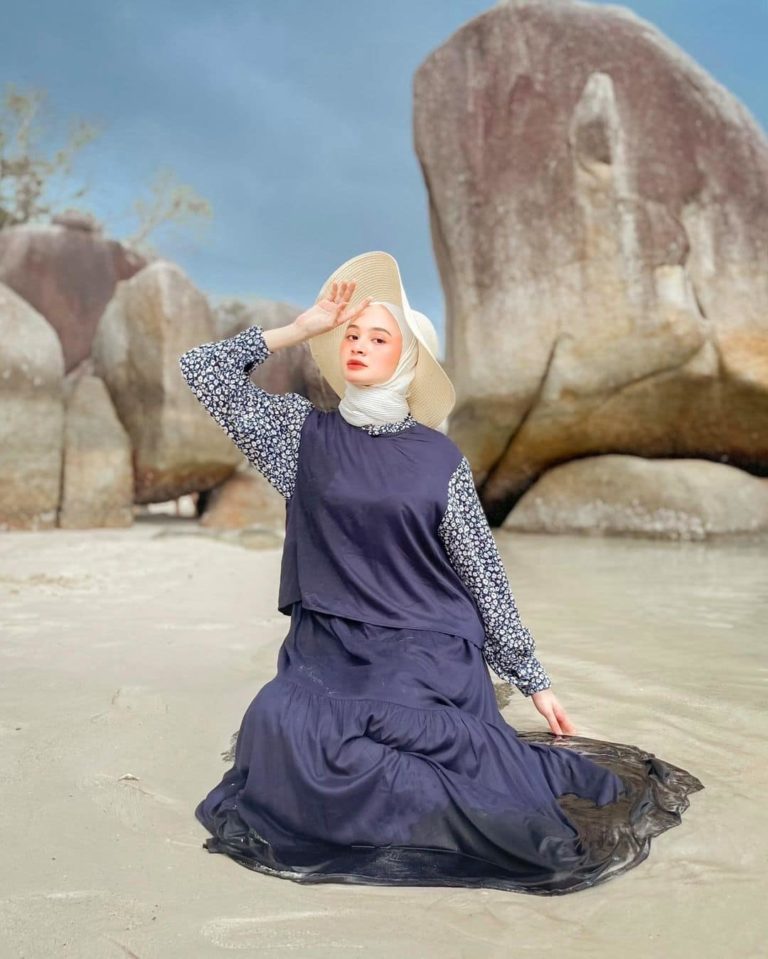 Sabrina Salsabila - Biodata, Profil, Fakta, Umur, Agama, Suami