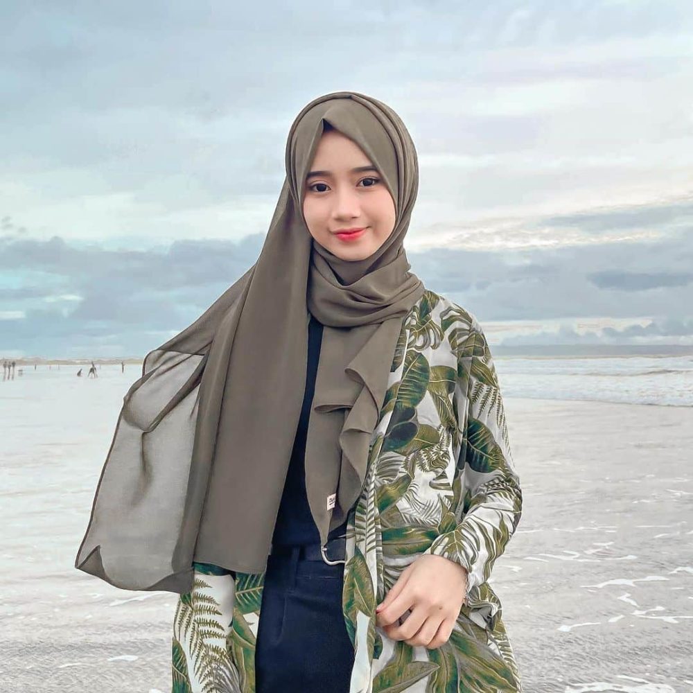 Savira Malik - Biodata, Profil, Fakta, Umur, Agama, Pacar, Karier