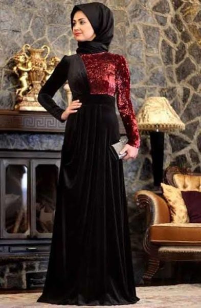 Elegan, 10 OOTD Dress Hitam Hijab - Dailysia