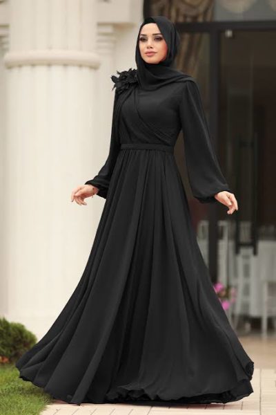 Elegan, 10 OOTD Dress Hitam Hijab - Dailysia