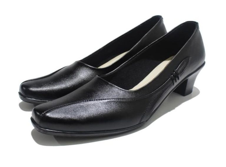 10 Model Sepatu Wanita, Sesuaikan dengan Gayamu - Dailysia