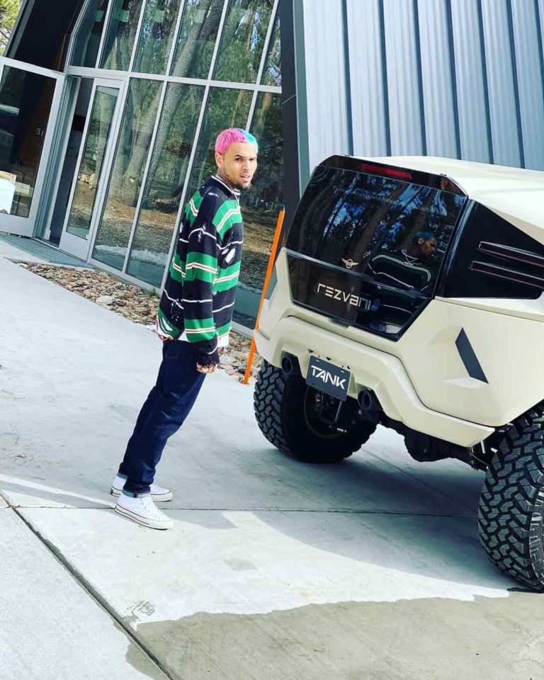 Chris Brown - Biodata, Profil, Fakta, Umur, Agama, Pacar, Karier