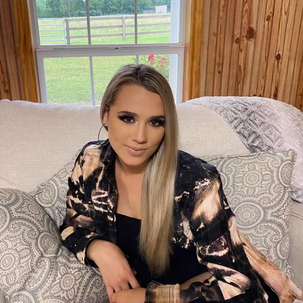 Gabby Barrett - Biodata, Profil, Fakta, Umur, Agama, Suami, Karier