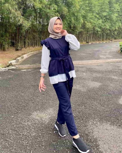 Reni Febriyanti - Biodata, Profil, Fakta, Umur, Agama, Pacar, Karier