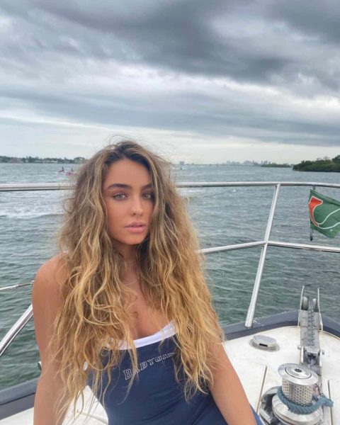 Sommer Ray - Biodata, Profil, Fakta, Umur, Agama, Pacar, Karier